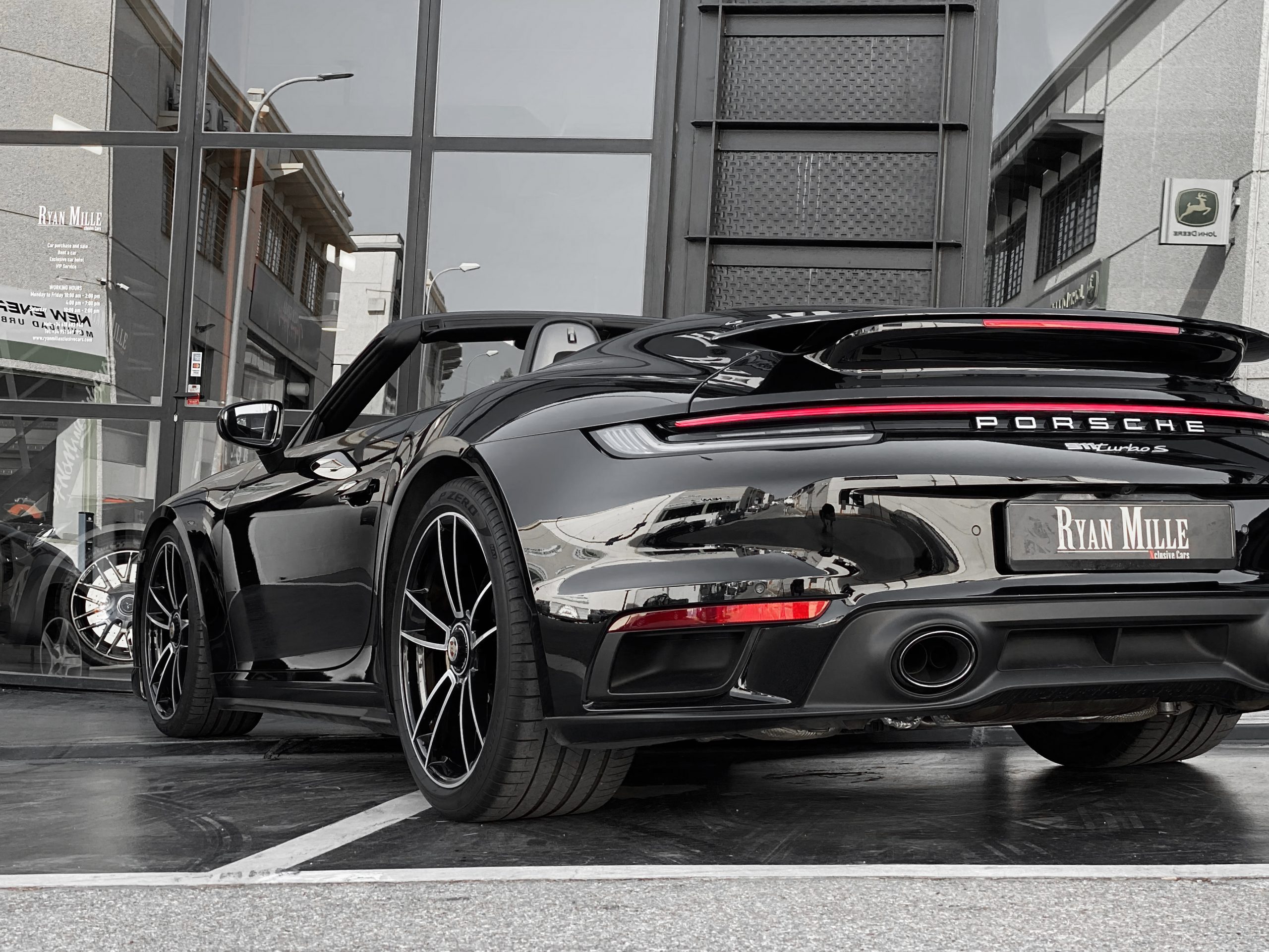 Porsche 992 Turbo S Cabrio - Ryan Mille Xclusive Cars