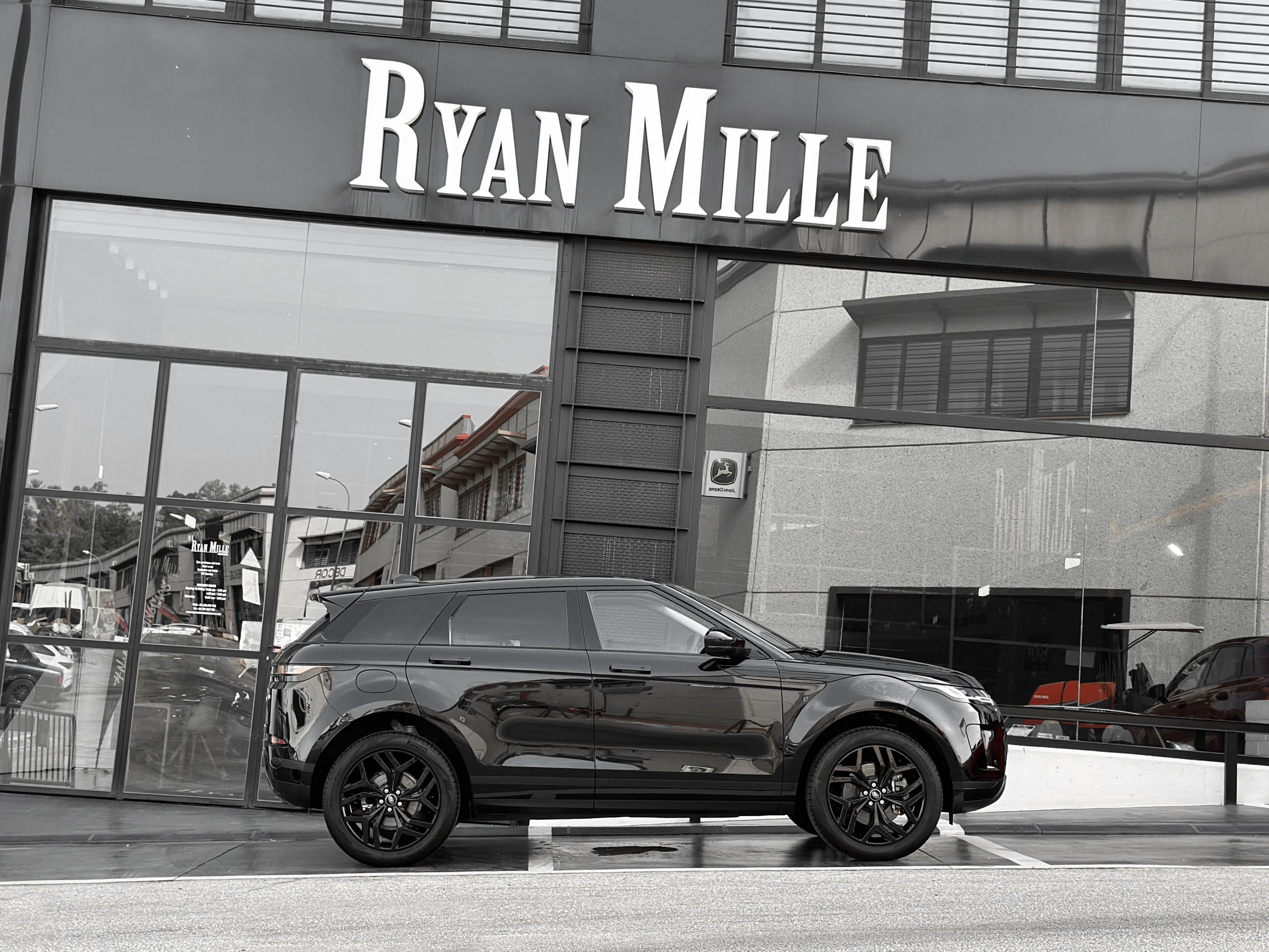Land Rover Range Rover Evoque SE P200 - Ryan Mille Xclusive Cars