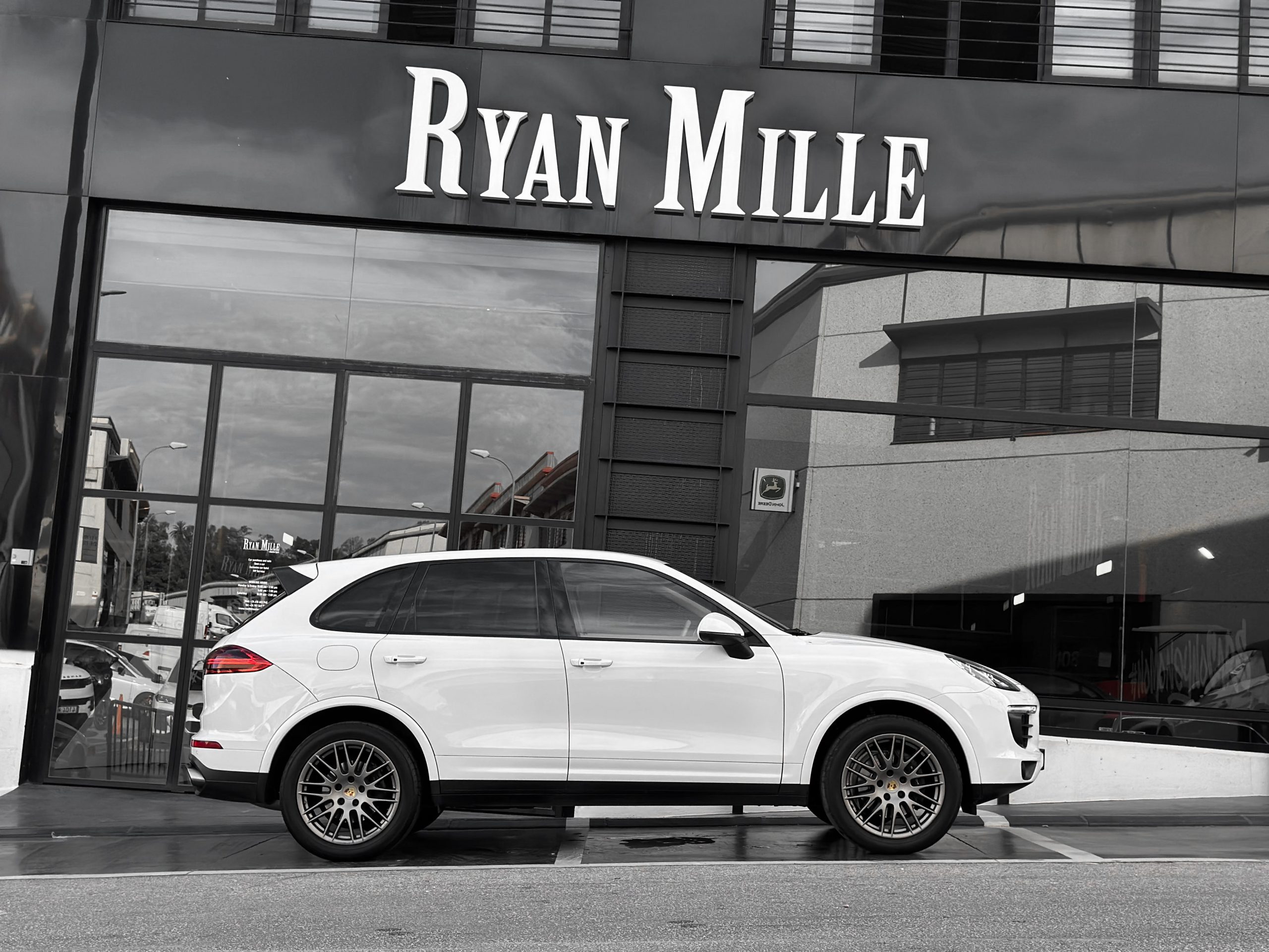 Porsche Cayenne Diesel Platinum Edition - Ryan Mille Xclusive Cars