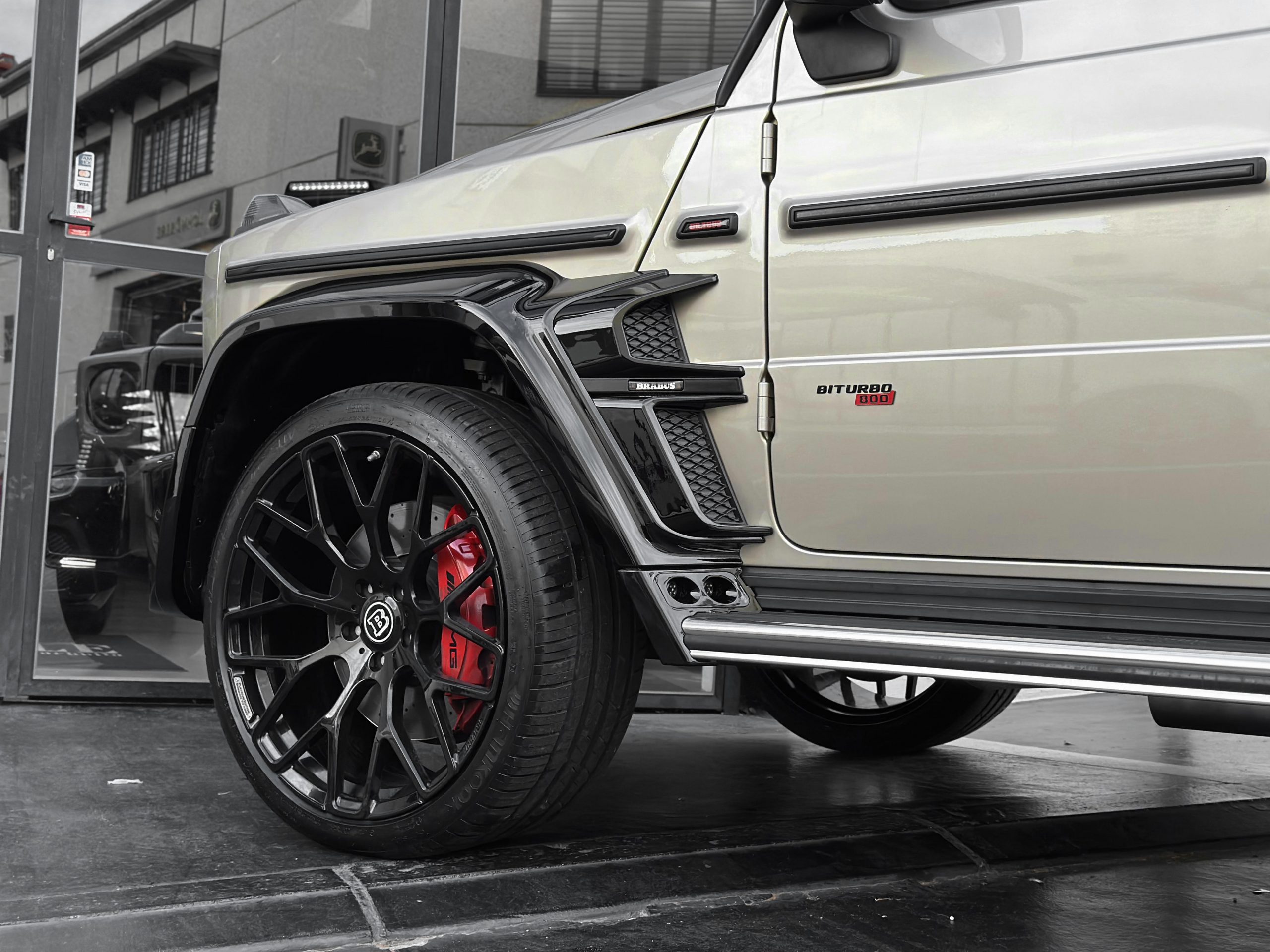 Mercedes-Benz G63 AMG Brabus - Ryan Mille Xclusive Cars